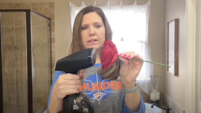 How to Revive and Fluff Smashed Silk Flowers - Finding Easy | Easy Life ...