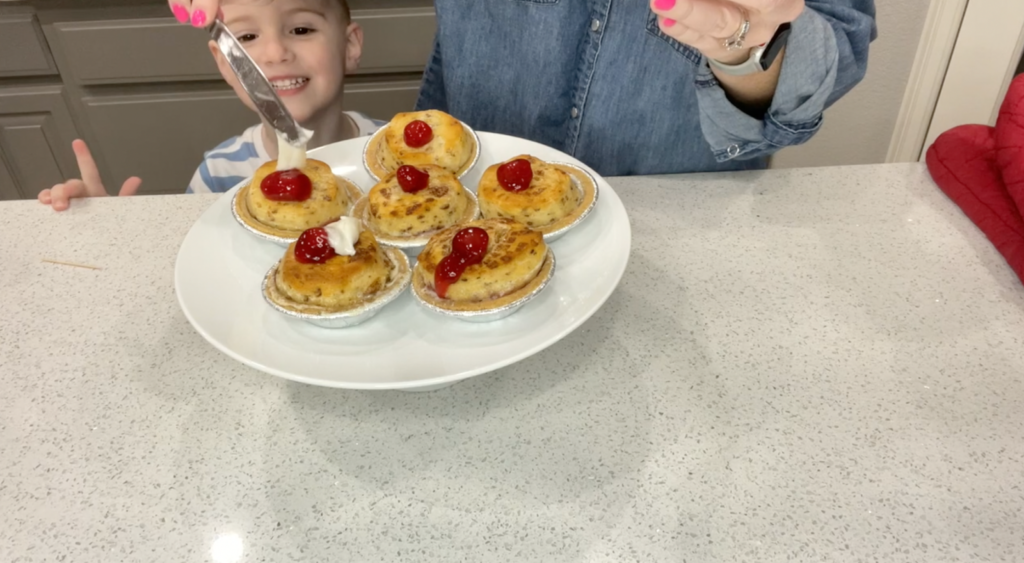 Super Simple Dessert Recipes: Mini Cinnamon Roll Cherry Pies - Finding ...